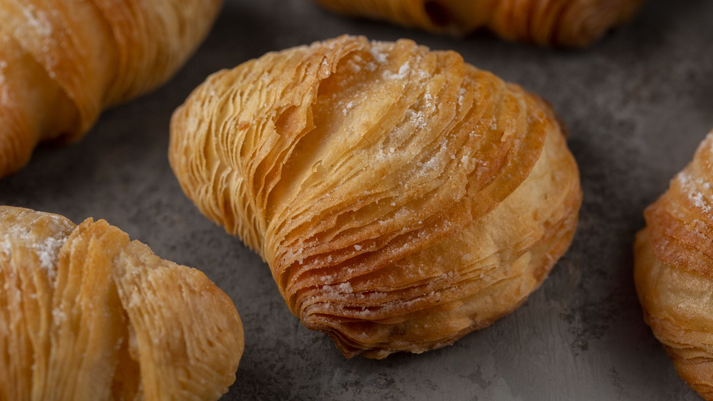 Sfogliatelle semplici Ricetta- Agrodolce