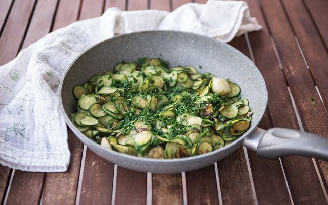 Zucchine trifolate, contorno facile e veloce | Agridolce