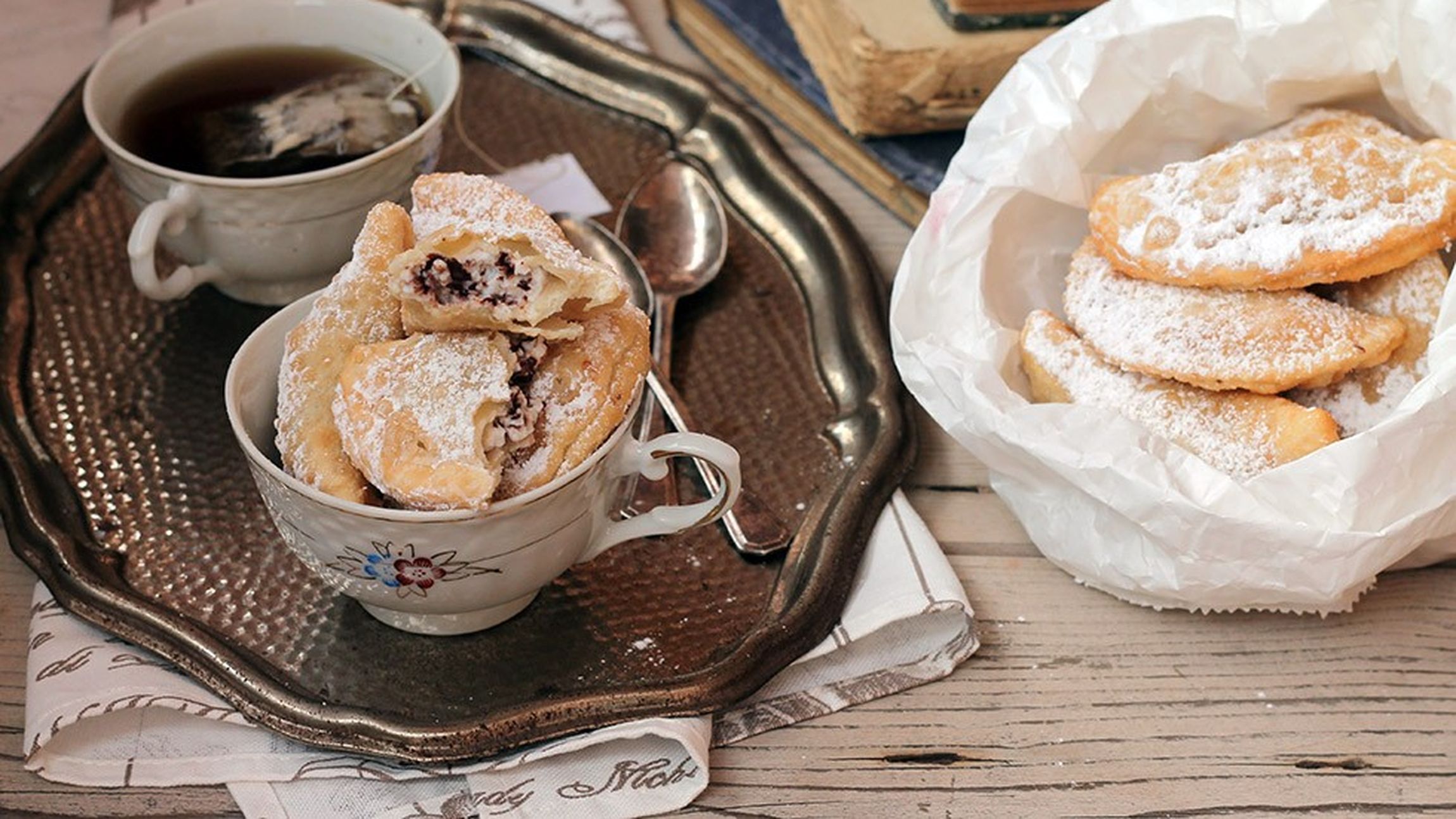 Cassatelle di ricotta siciliane: ricetta dei ravioli dolci | Agrodolce