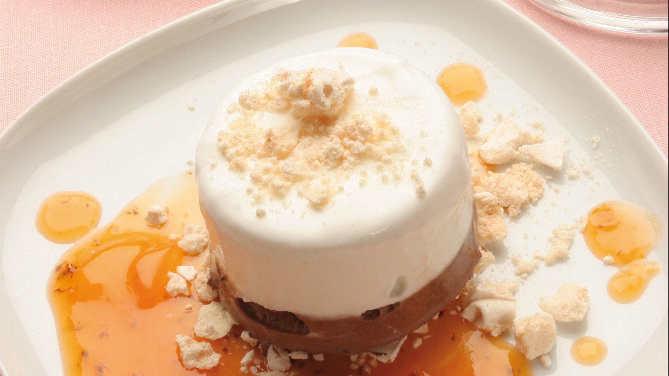 Semifreddo ai due cioccolati con meringa e gelatina di caco al bimby ...