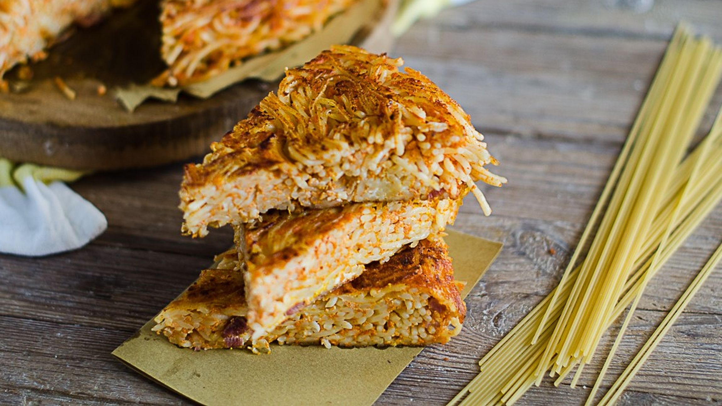 Frittata di pasta al forno: ricetta per spaghetti croccanti | Agrodolce