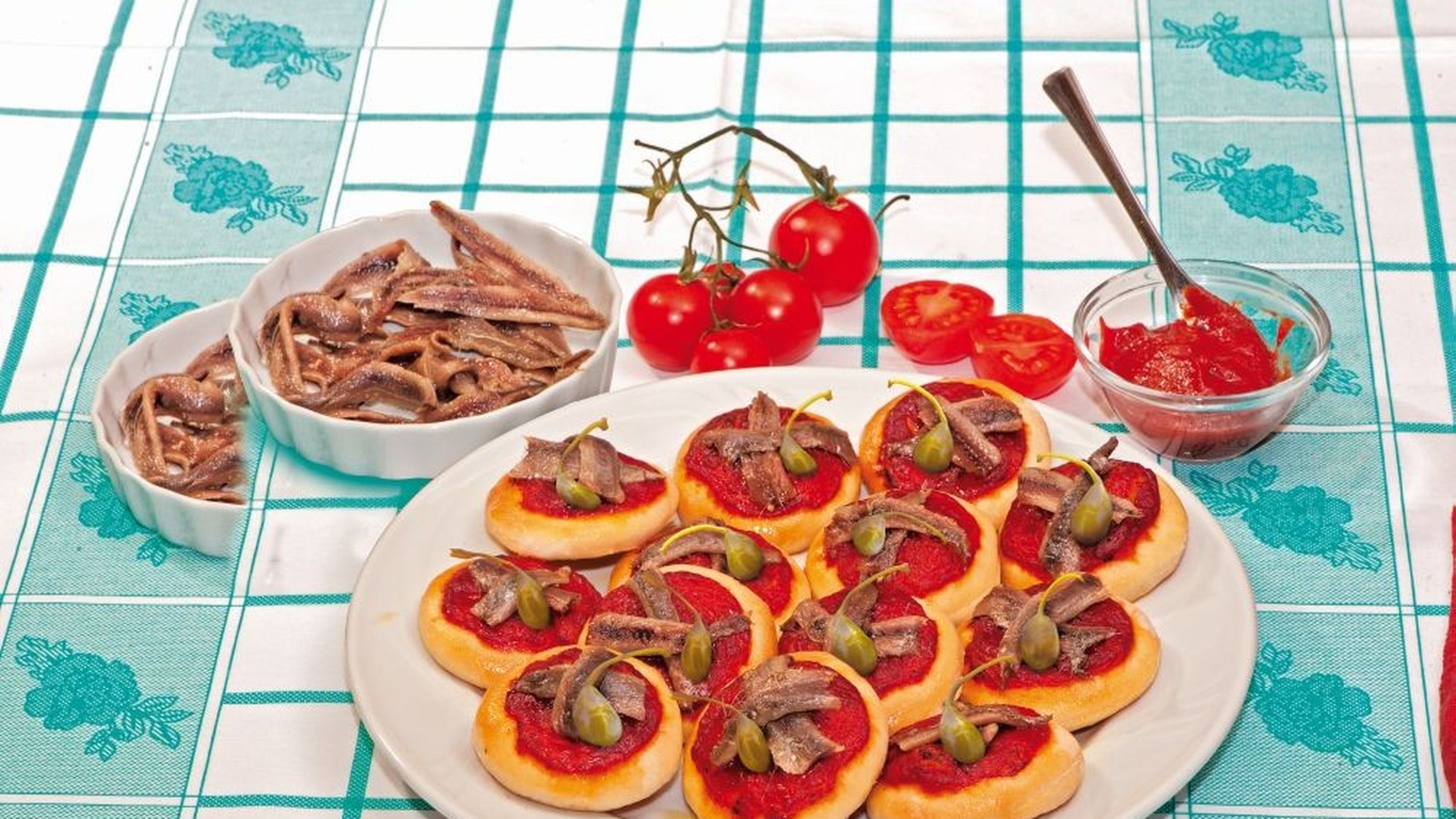 Pizzette con acciughe Ricetta- Agrodolce