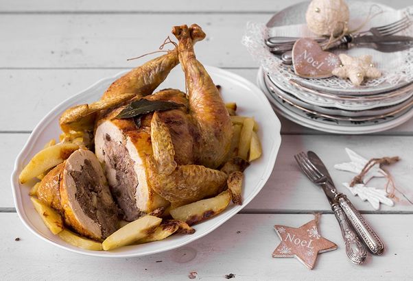 Cappone a pezzi all'arancia e castagne: ricetta al forno | Agrodolce