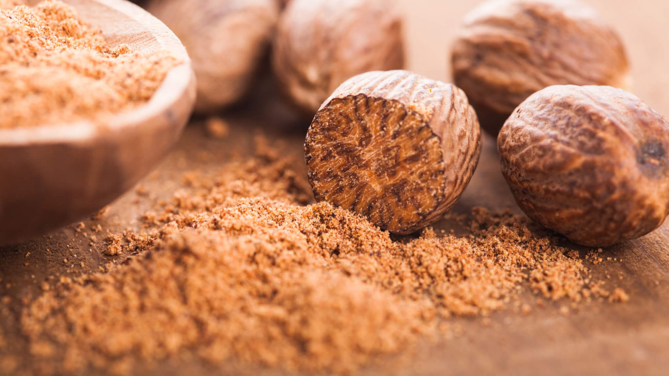 La noce moscata è davvero allucinogena? - Agrodolce