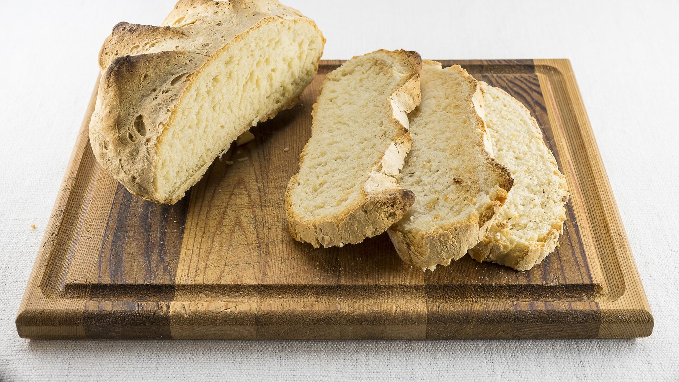 Pane cotto sul barbecue: il gusto della semplicità Ricetta- Agrodolce